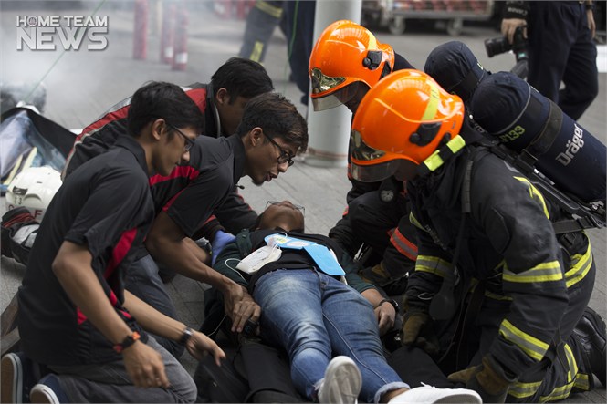 NUS Students Pledge to Safeguard Their Community